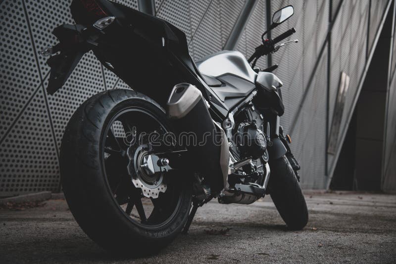 Motorcycle Honda CB 400f editorial stock image. Image of moto - 273854124