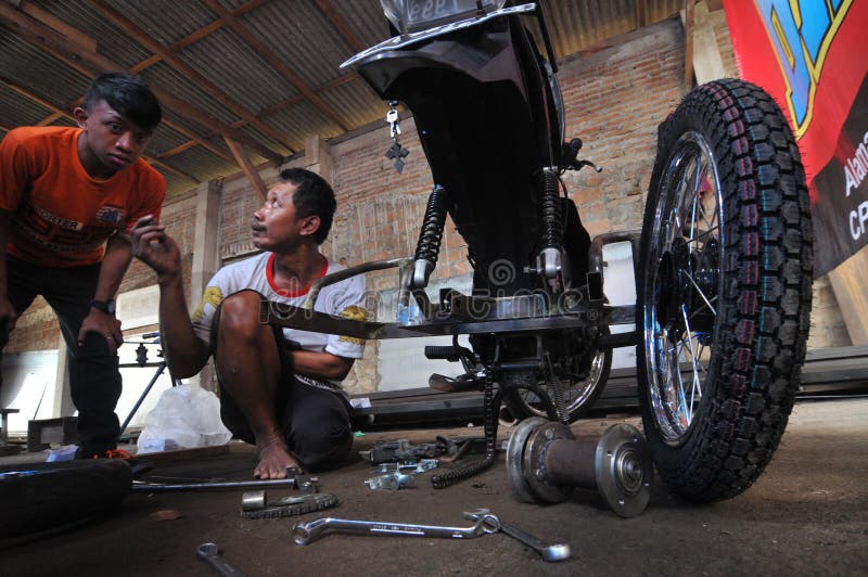 2,479 Motor Modification Stock Photos - Free & Royalty-Free Stock ...