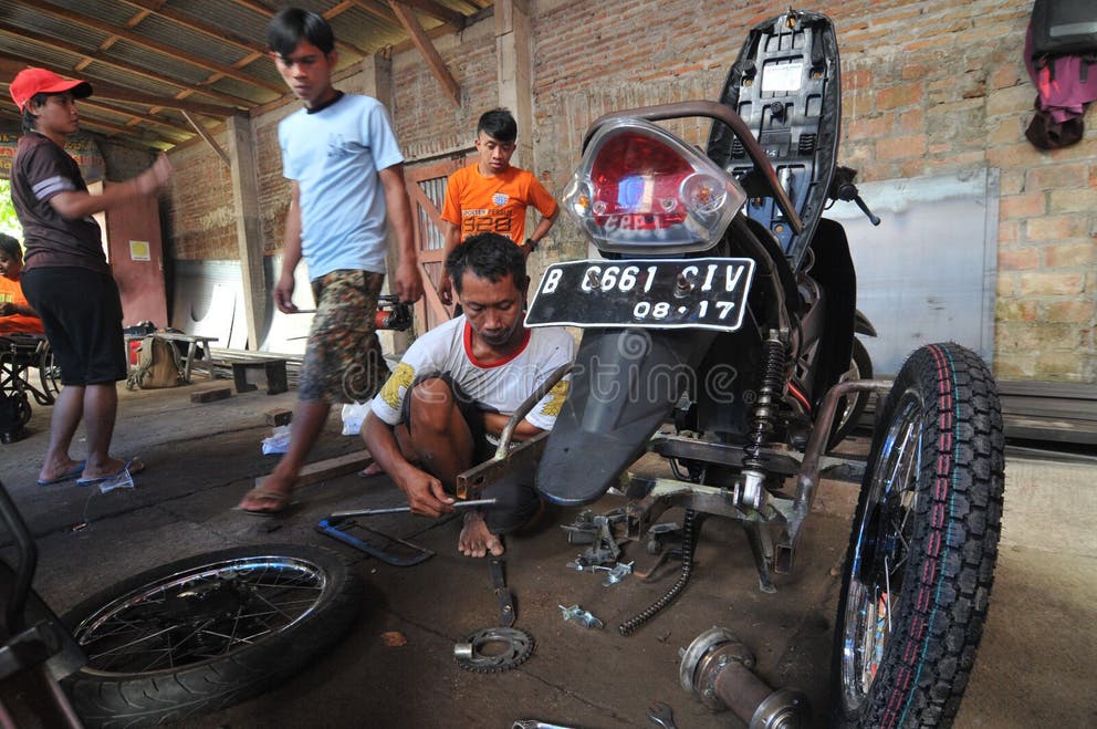 Motorcycle Modification for People with Disabilities Editorial Photo ...