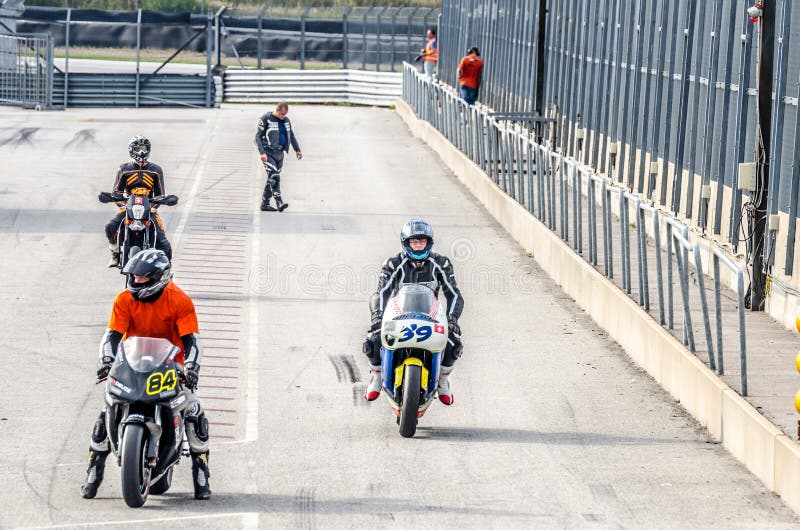 Motorcycle race editorial photo. Image of extreme, superbike - 44292356