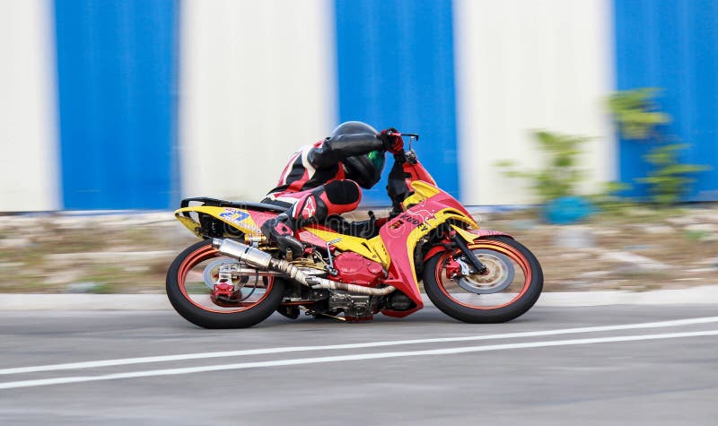 Motorcycle racing editorial photo. Image of sports, racing - 86781606