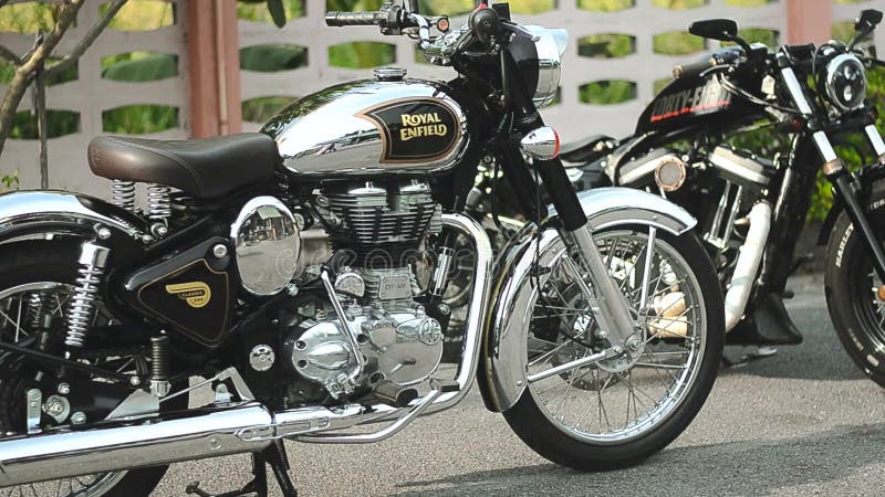 Motorcycle side pan 01 stock video. Video of tire, sport - 76307683