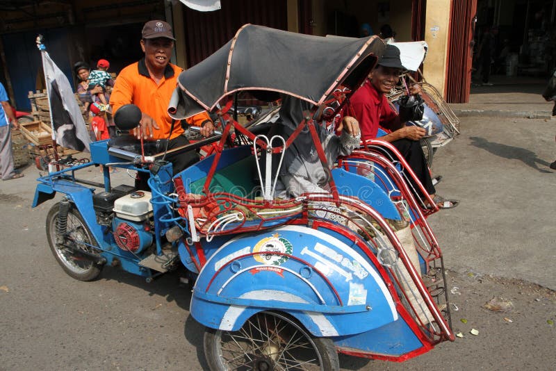 Motorized ricksaw editorial stock photo. Image of motorcycle - 54637478