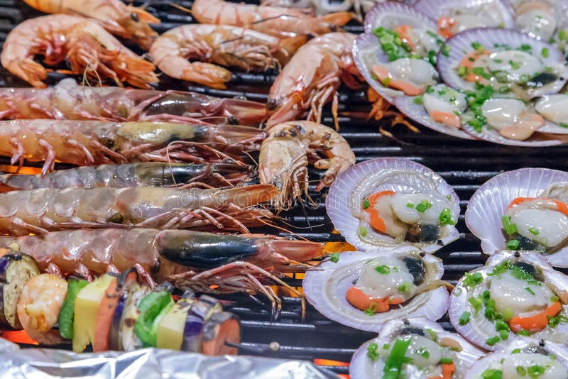 Moule de mollusque de gril image stock. Image du nutrition - 57855969