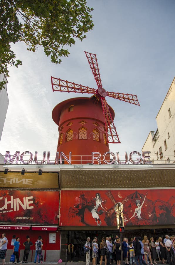 The Moulin Rouge editorial photography. Image of moulin - 30191577