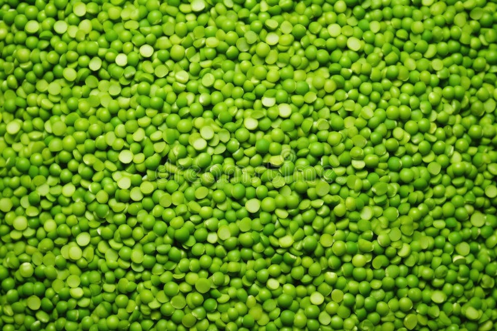 A Mound of Shiny, Cooked Green Peas Stock Image - Image of plantbased ...