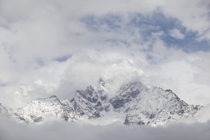 Ama Dablam. stock image. Image of dablam, nature, environment - 23949463