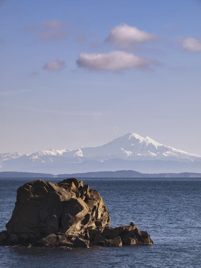 Mount Baker Ocean View stock photo. Image of range, northwest - 17642114