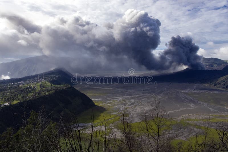Mount Bromo Volcano Eruption Stock Image - Image of volcano, hike ...
