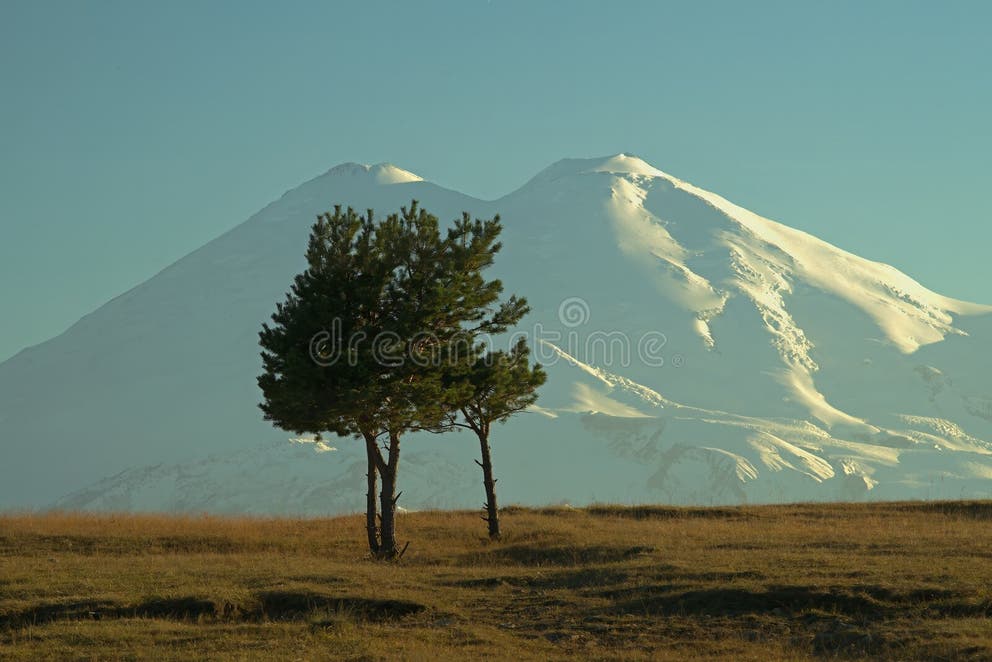 Mount Elbrus volcano stock image. Image of cloud, beautiful - 374695049