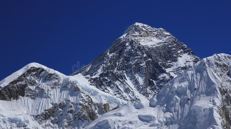 Mount Everest Seen from Kala Patthar Stock Image - Image of peaks ...