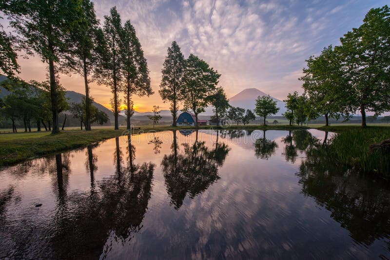 Mount Fuji and Shizuoka Town Stock Photo - Image of shizuoka, beach ...