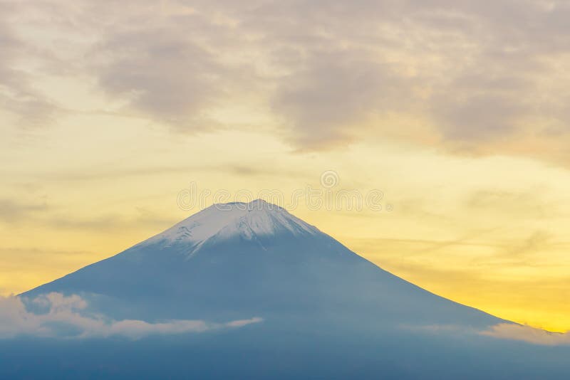 .Mount Fuji sunset, Japan stock image. Image of lake - 70177767