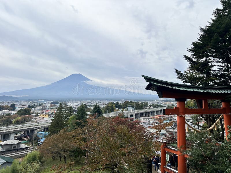 Mount Fuji View from Temple Stock Image - Image of park, town: 381490801