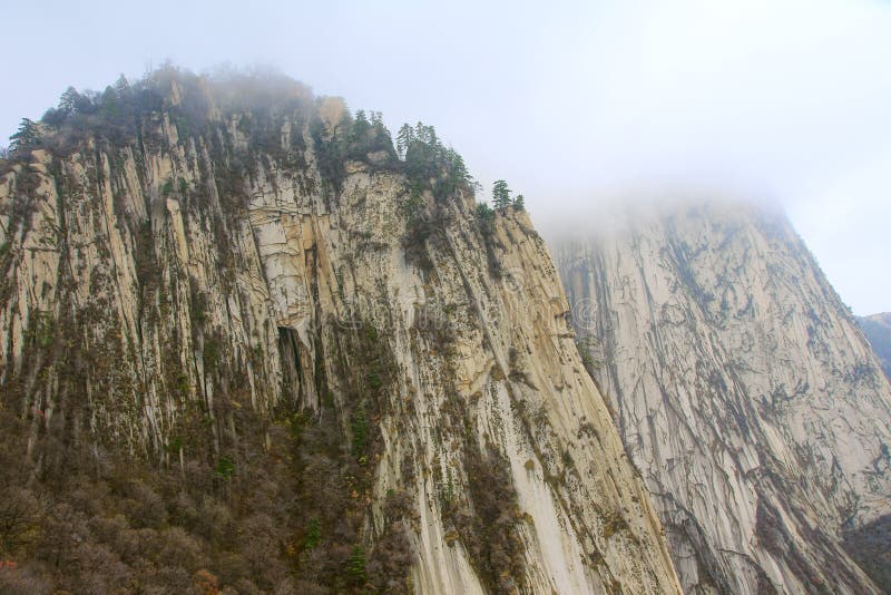 Mount Hua stock photo. Image of rock, tree, autumn, forest - 22070634