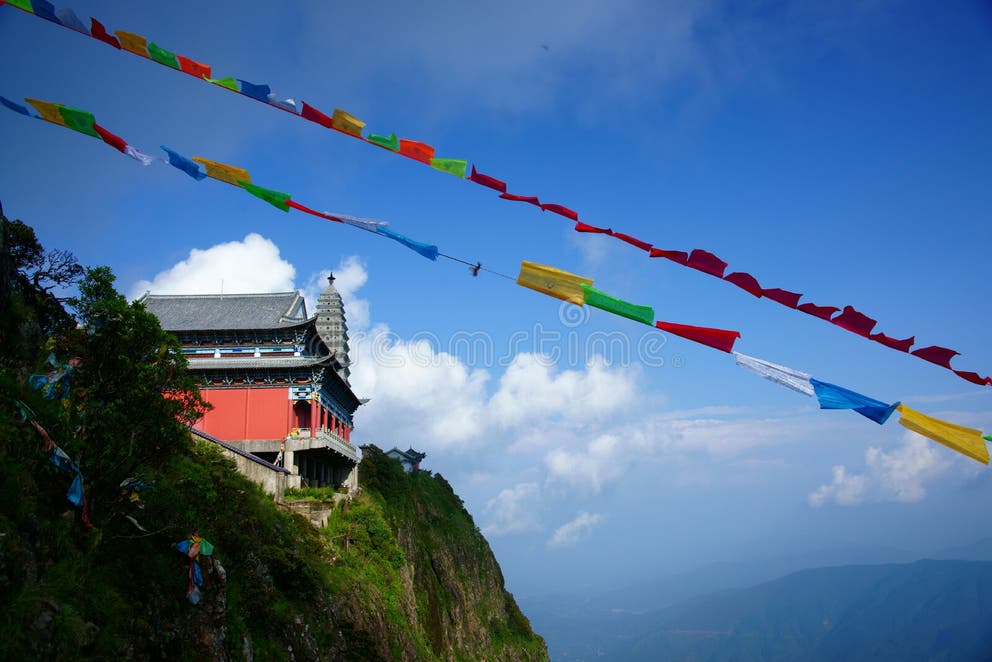 Mount Jizu stock image. Image of erhai, yunnan, stupa - 25957323