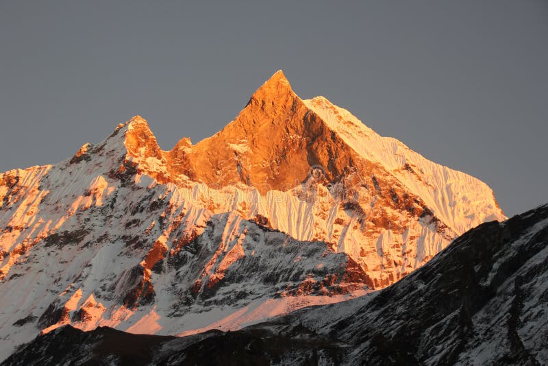 Machhapuchhre Himal stock image. Image of scenic, pokhara - 10331423