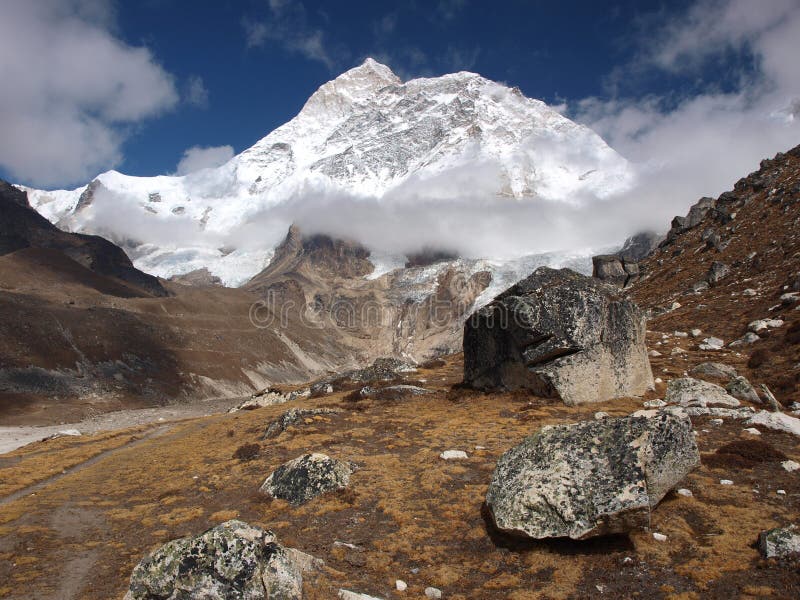 Mount Makalu 8463 m stock photo. Image of asian, himalayas - 121269180