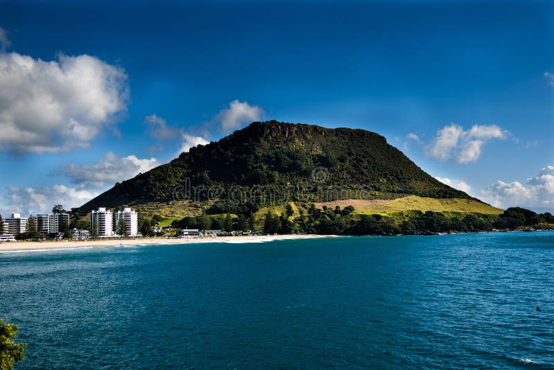 Mount Manganui Beach New Zealand Stock Image - Image of ocean, mount ...