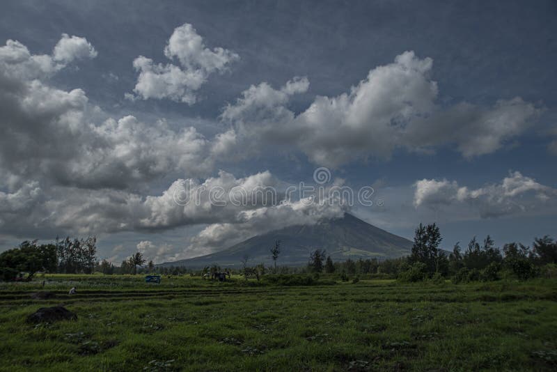 Mount Mayon Volcano in the Philippines Stock Image - Image of beautiful ...