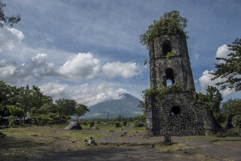 Mount Mayon Volcano in the Philippines Stock Image - Image of hill ...