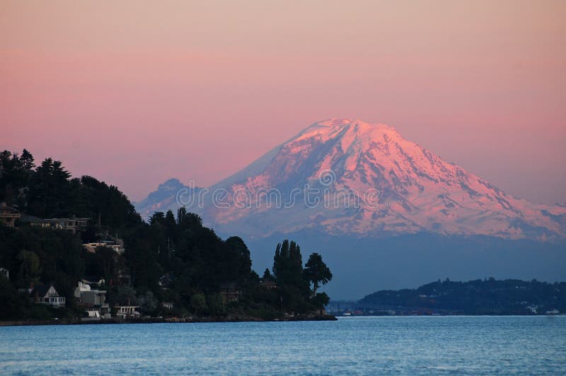 Mount Rainier Glows Pink Sunset Stock Photos - Free & Royalty-Free ...