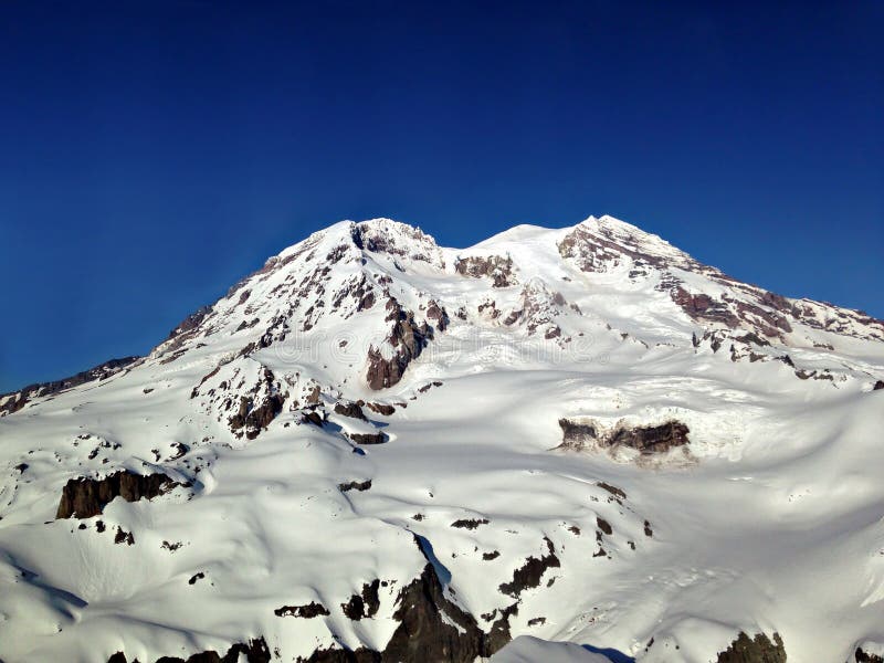 Mount Ranier stock photo. Image of snow, rainier, washington - 30953158