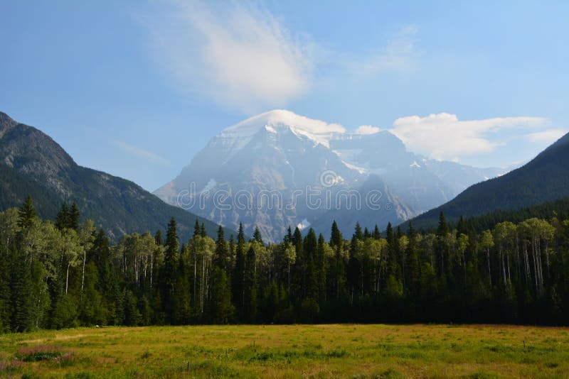 Mount Robson canada stock photo. Image of beautifulview - 98525312