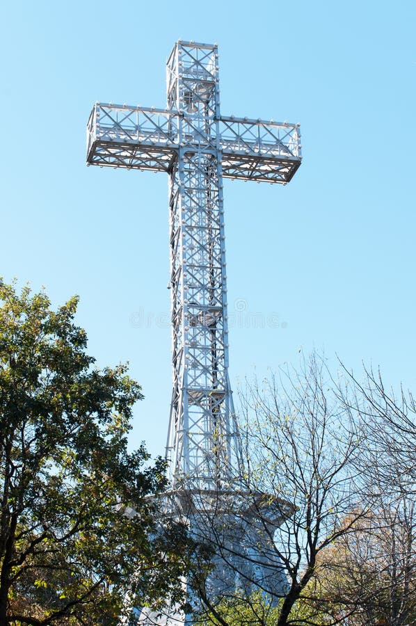 Mount Royal Cross stock photo. Image of pilgrimage, mount - 49091248
