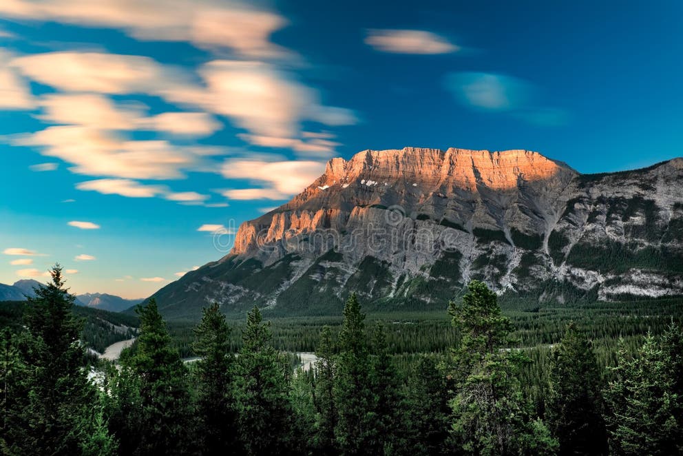 Mount Rundle sunrise stock photo. Image of enjoy, summit - 22499860