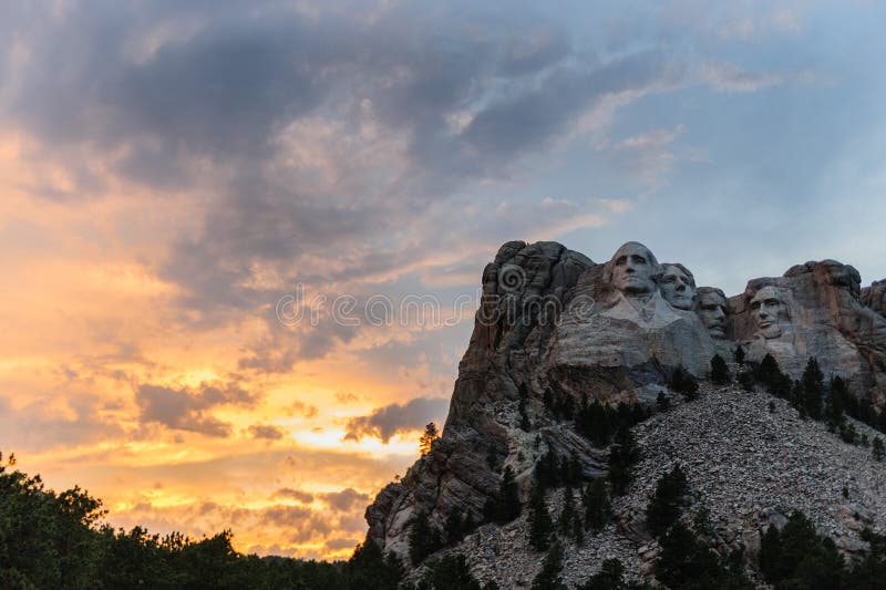 156 Sunset Mount Rushmore Stock Photos - Free & Royalty-Free Stock ...