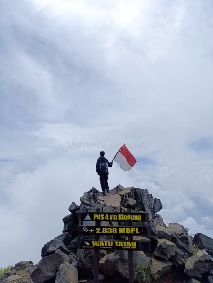 Mount Sindoro with the Beauty of Its Clouds Editorial Stock Photo ...