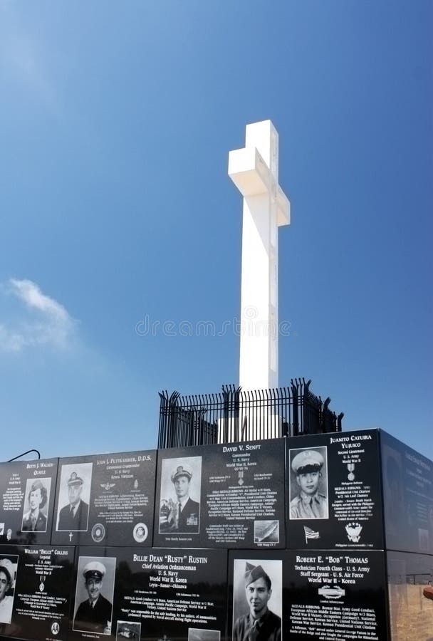 Mount Soledad Cross Above the Memorial Wall Editorial Stock Image ...