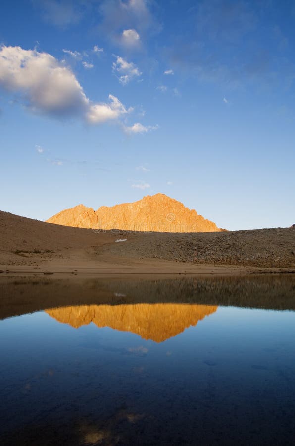 Mount Williamson Reflection Stock Image - Image of california, alpine ...