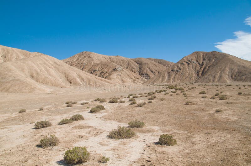 Mountain altun tagh stock image. Image of dunhuang, river - 254073767