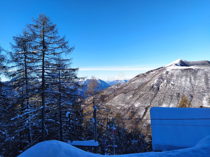 Mountain Frost Forest Snow Place Stock Image - Image of mountain ...