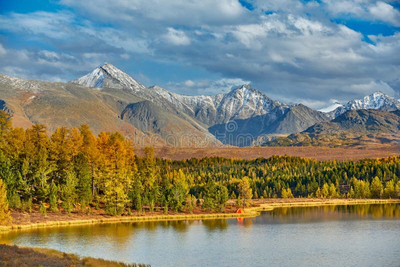 Mountain Lake, Altai Mountains. Stock Photo - Image of mountain, blue ...