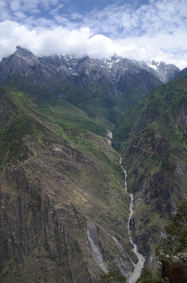 Mountain Landscape of China Stock Photo - Image of mountain, heritage ...
