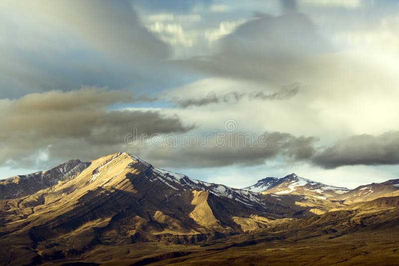 Mountain Light stock image. Image of summit, outlook, environment - 4009925