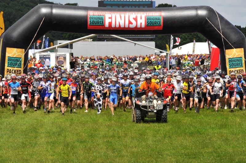 Mountain Mayhem editorial photography. Image of riding - 14902592