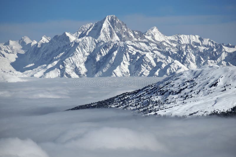 Mountain and mist stock image. Image of mountains, cold - 7987443
