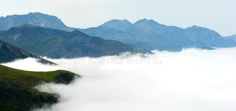 Mountain-Pyrenees-Sea Cloud Stock Image - Image of terrain, landscape ...