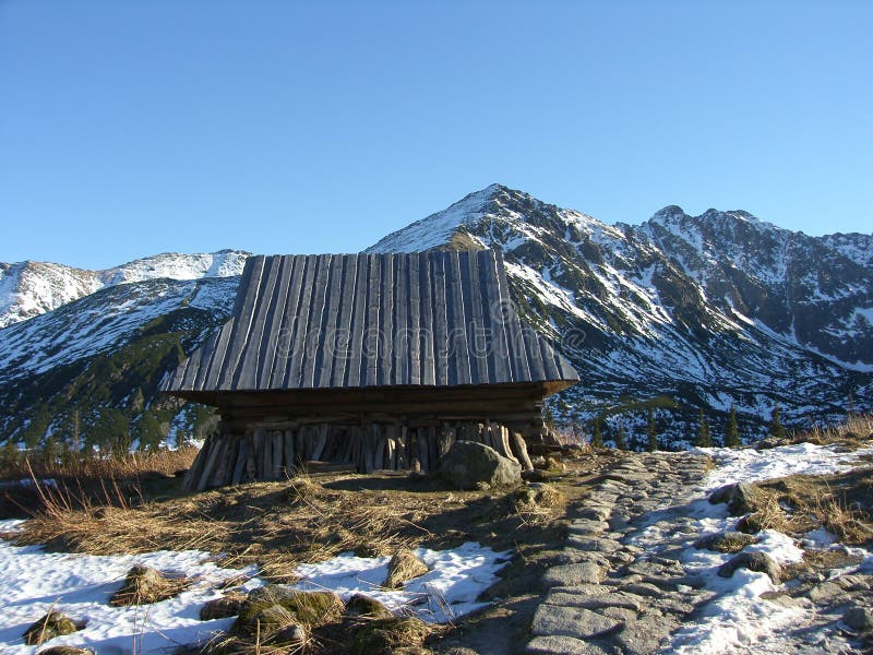 Mountain refuge stock image. Image of national, lake, beautiful - 1618699
