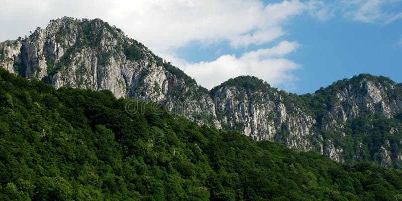 Mountain Ridge Picture. Image: 6197106