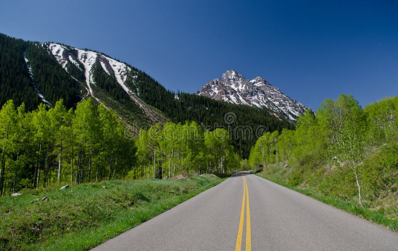 Mountain road in Colorado stock image. Image of summit - 25209975