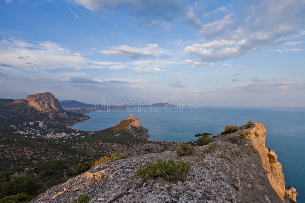 Mountain sunrise stock image. Image of horizon, cloud - 29400341