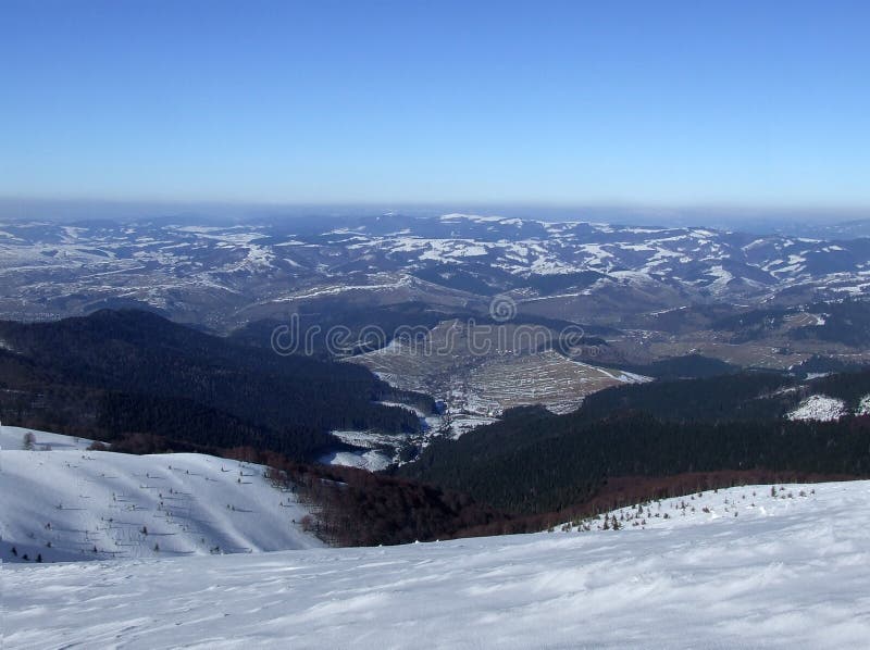 Mountain Valley Picture. Image: 2139617