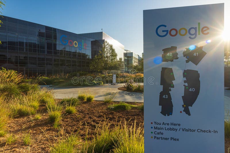 MOUNTAIN VIEW, CALIFORNIA, USA - AUGUST 29: Exterior View of Googleplex ...