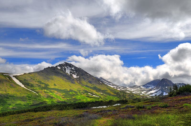 Mountain View do Alasca imagem de stock. Imagem de andar - 29507147