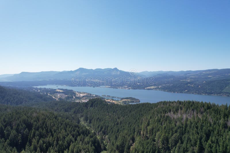 Beautiful Mountain View in Oregon Stock Image - Image of wilderness ...